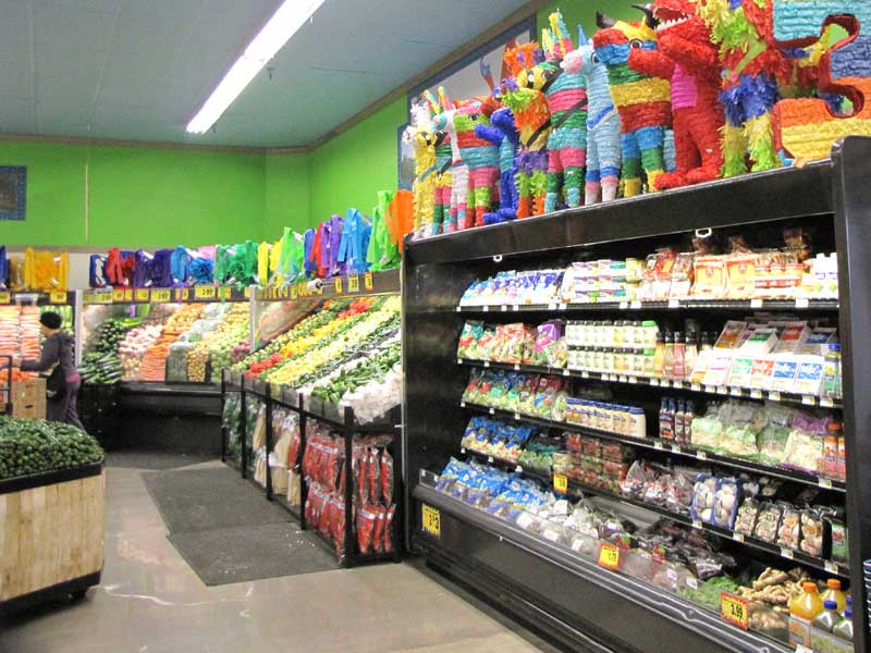 Bashas’ Family Of Stores Opens Remodeled Food City In Tucson