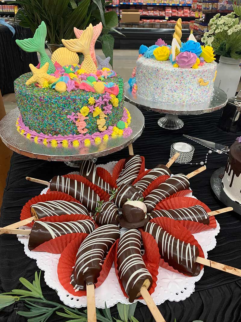 Food City Bakery Artists Showcase Talent In Cake Decorating Competition