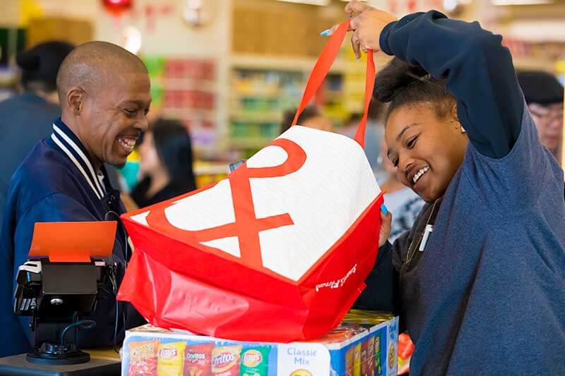 Photo Update: Smart & Final Extra! Opens In Watts Neighborhood Of LA