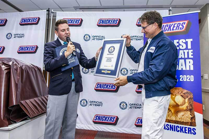 Mars Wrigley Seeks Guinness World Record For Largest Snickers Bar