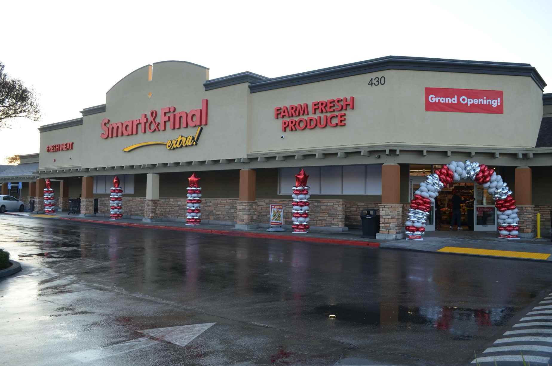 Smart & Final Celebrates Grand Opening In San Jose, CA