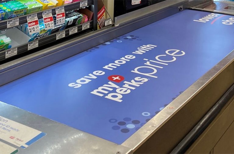 Giant Eagle Introduces MyPerks Conveyor Belt Advertising