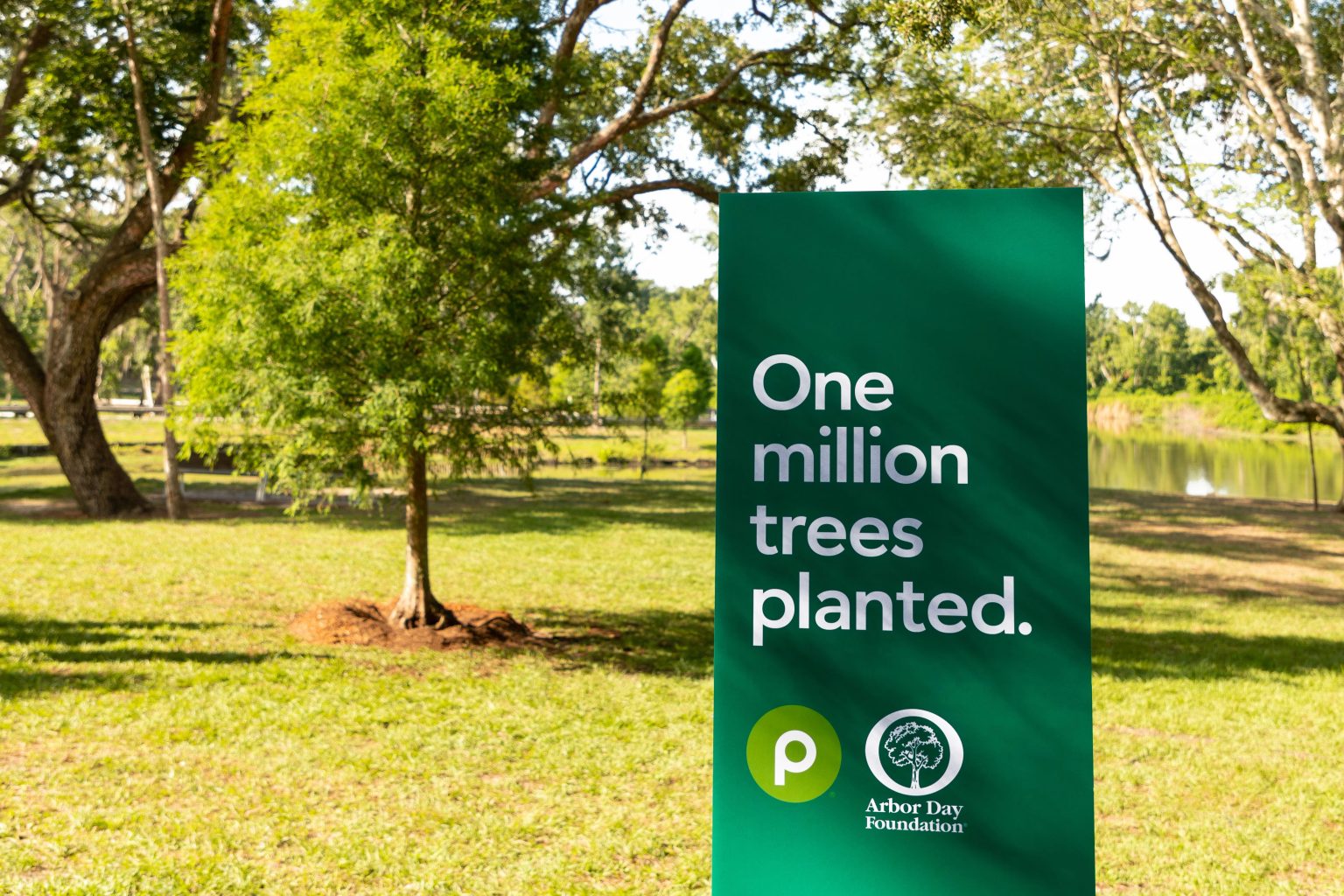 Publix Ceremony Commemorates Planting 1M Trees