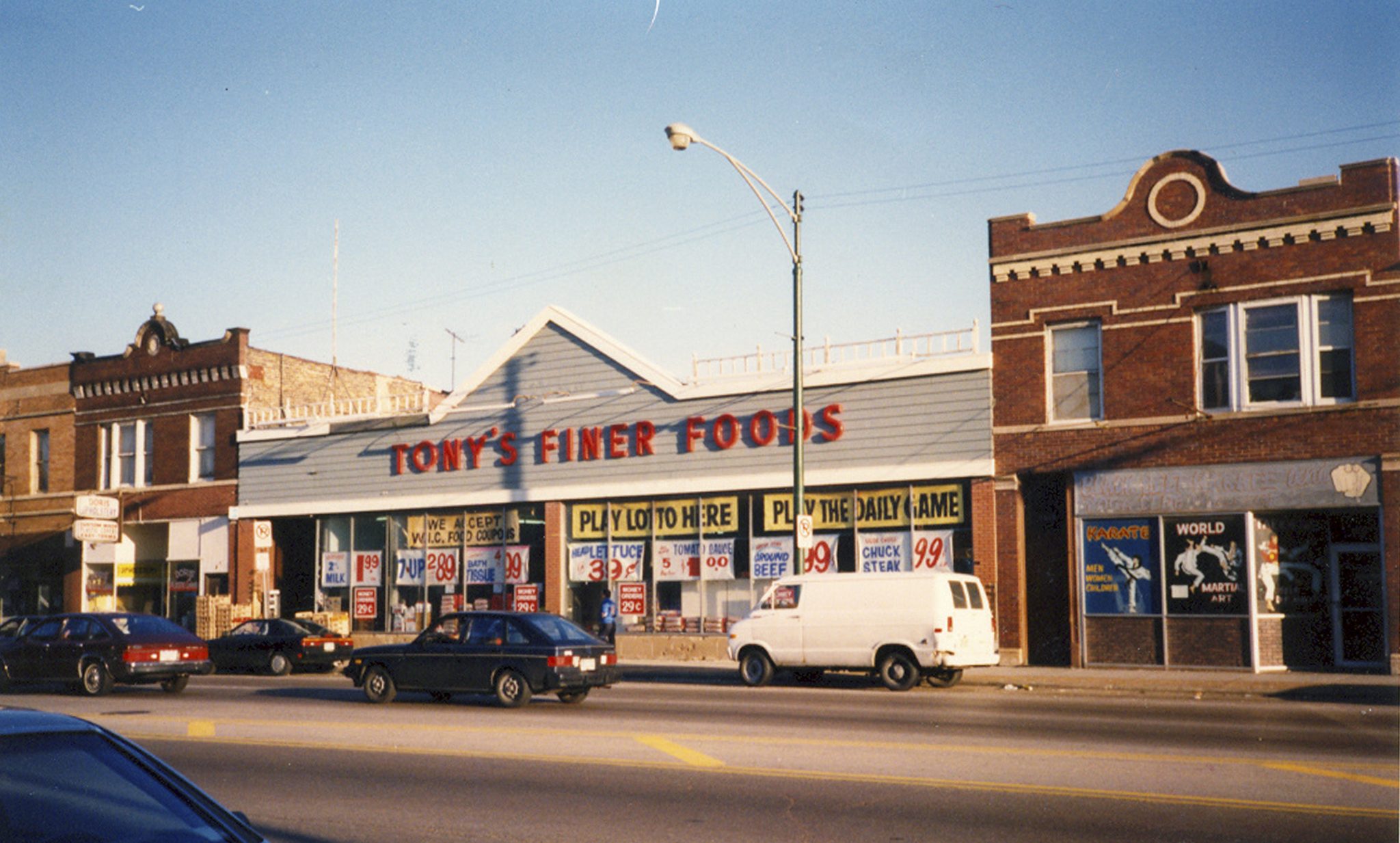 Tony’s Fresh Market Celebrates 45th Anniversary