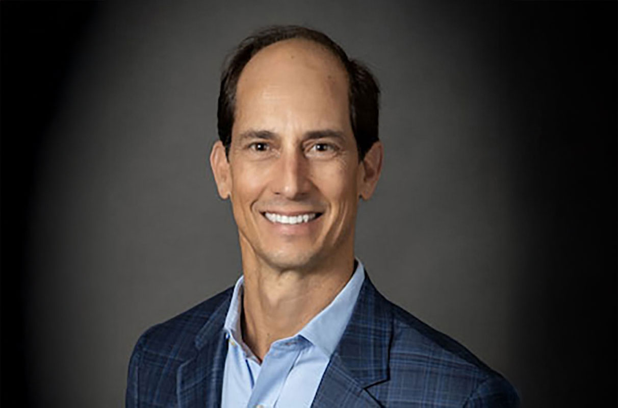 ESOP Status, Awards Program For Store Managers Helping HFG Shine