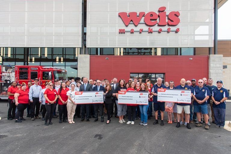 Weis Markets Celebrates Grand Opening In Charlotte Hall, MD