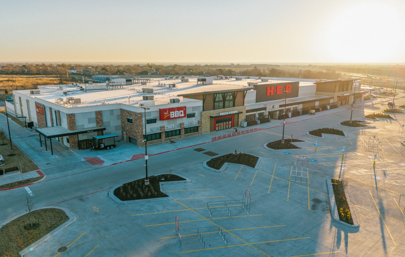 H-E-B Opens 11th DFW Location In Forney, TX