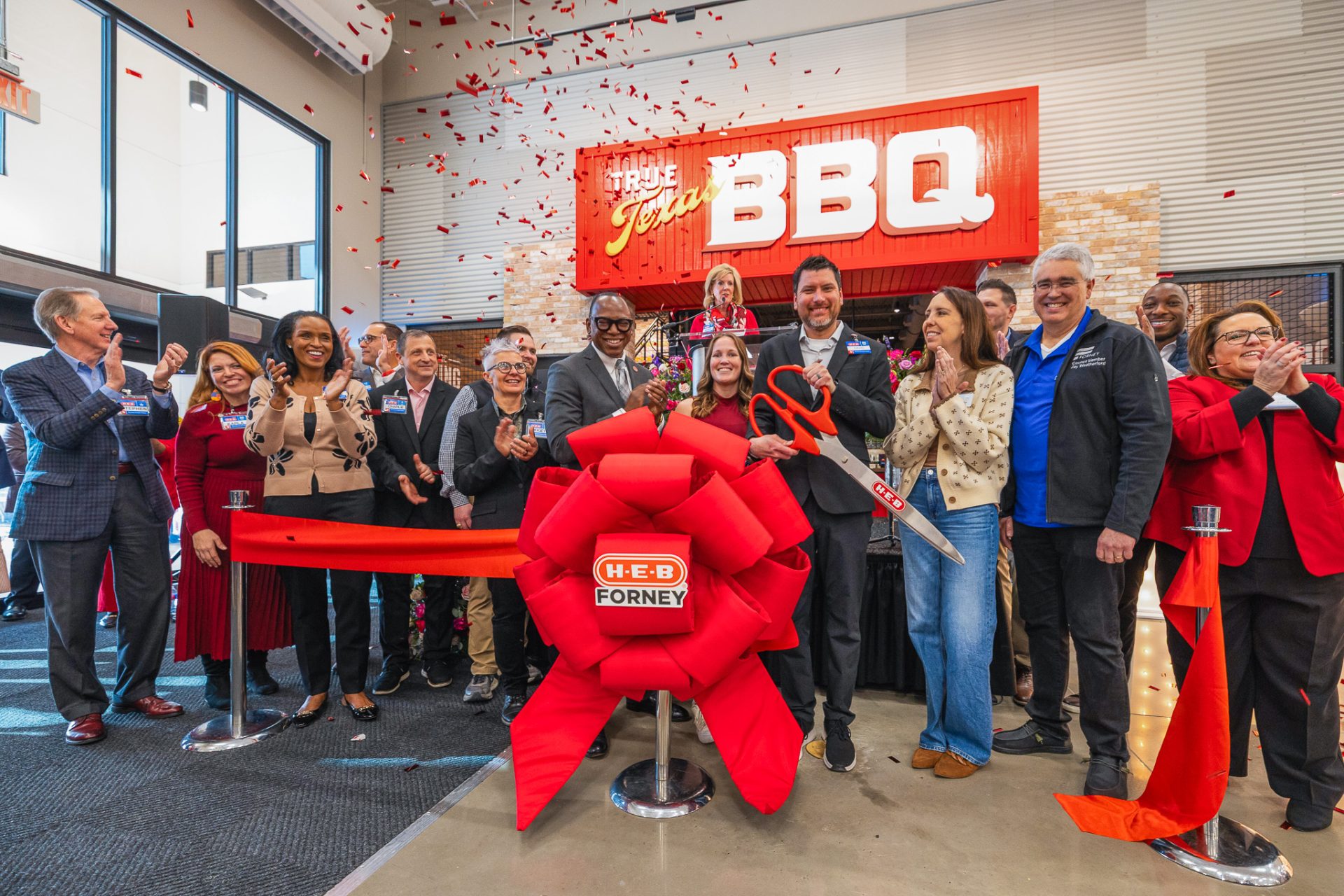 H-E-B Opens 11th DFW Location In Forney, TX